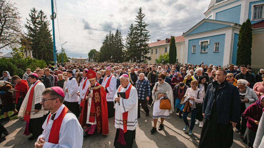 Ukrainians 'Feel the Power of Your Prayer,' Says Major Archbishop ...
